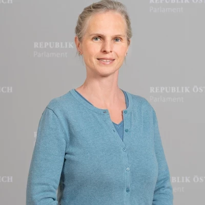 Daniela Gruber-Pruner - Mitglied des Bundesrates, Schriftführerin; Wien ...
